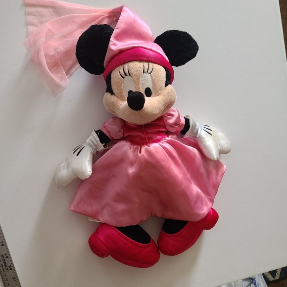 Disney | Toys | Disney Parks Original Minnie Mouse Doll Pink Satin ...